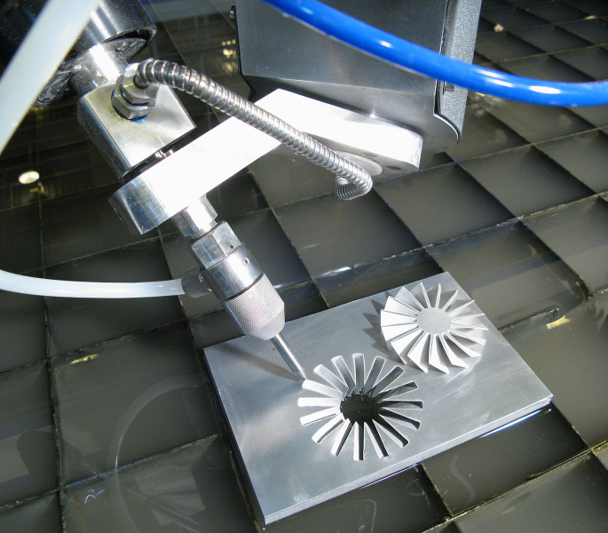 Water cutting steel store
